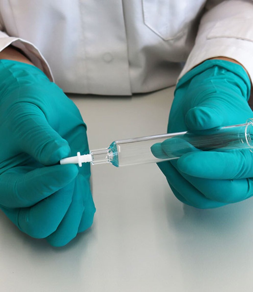 Empty SPE columns made from glass or PP for self-filling.